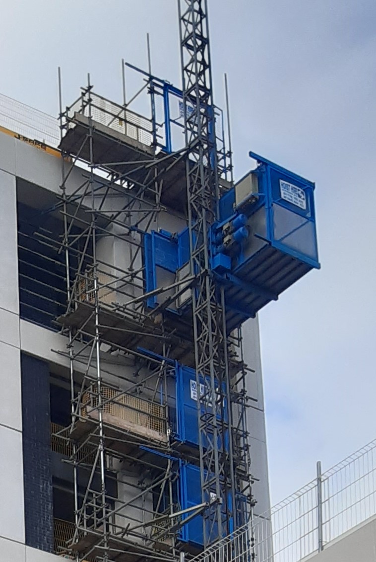 Maber MB1400 Passenger/Goods Hoist - Hoist Hire